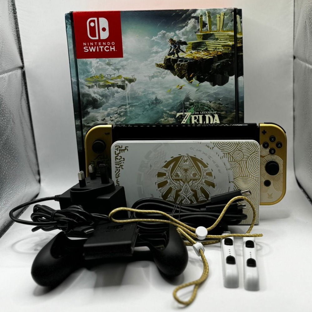 Pre-owned Nintendo OLED Switch Zelda Edition 64GB Boxed - Own4Less